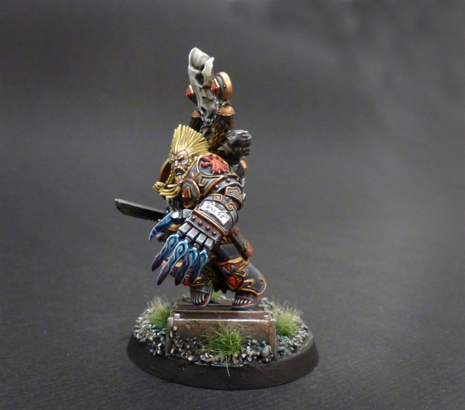 Geigor Fell-Hand - Gangeek Style